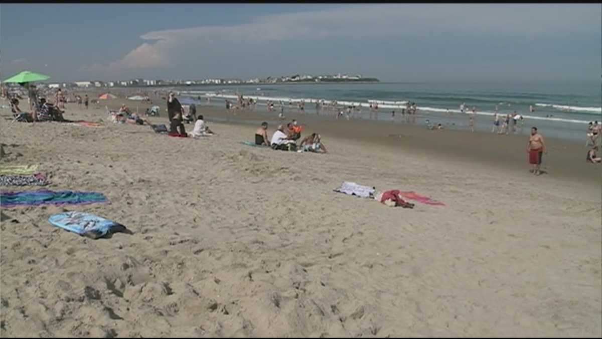 Swimmers rescued from rip currents at Hampton Beach Swimmers rescued from rip currents at Hampton Beach