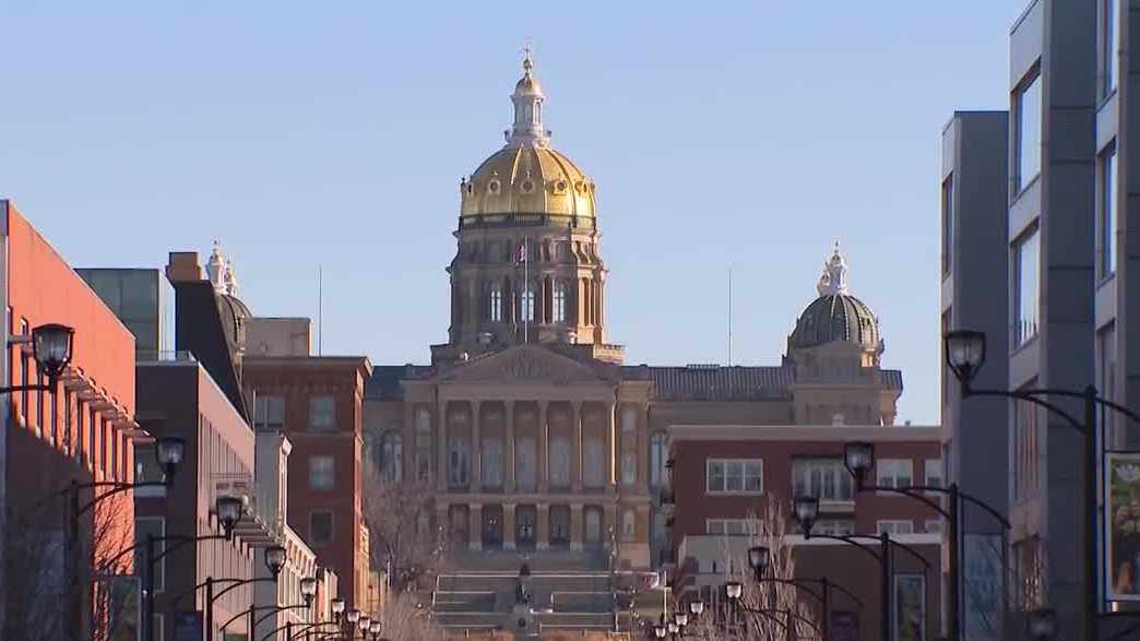 Iowa Senate approves school choice bill to expand charter school funding