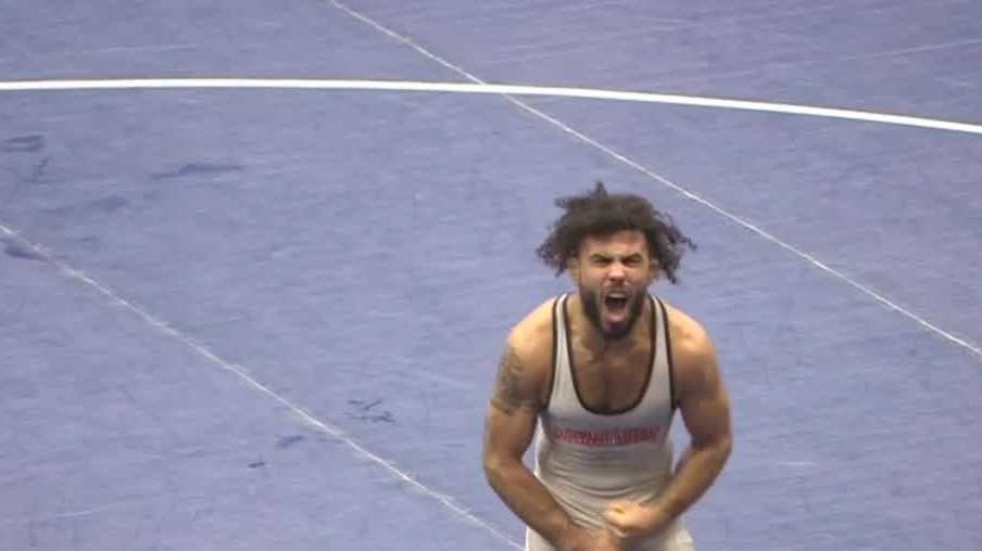 Grand View wrestling aims to get back to the top