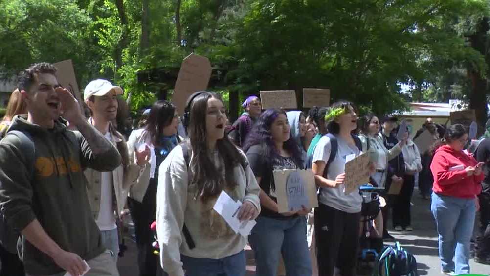 Sac State students protest faculty cuts, course reduction