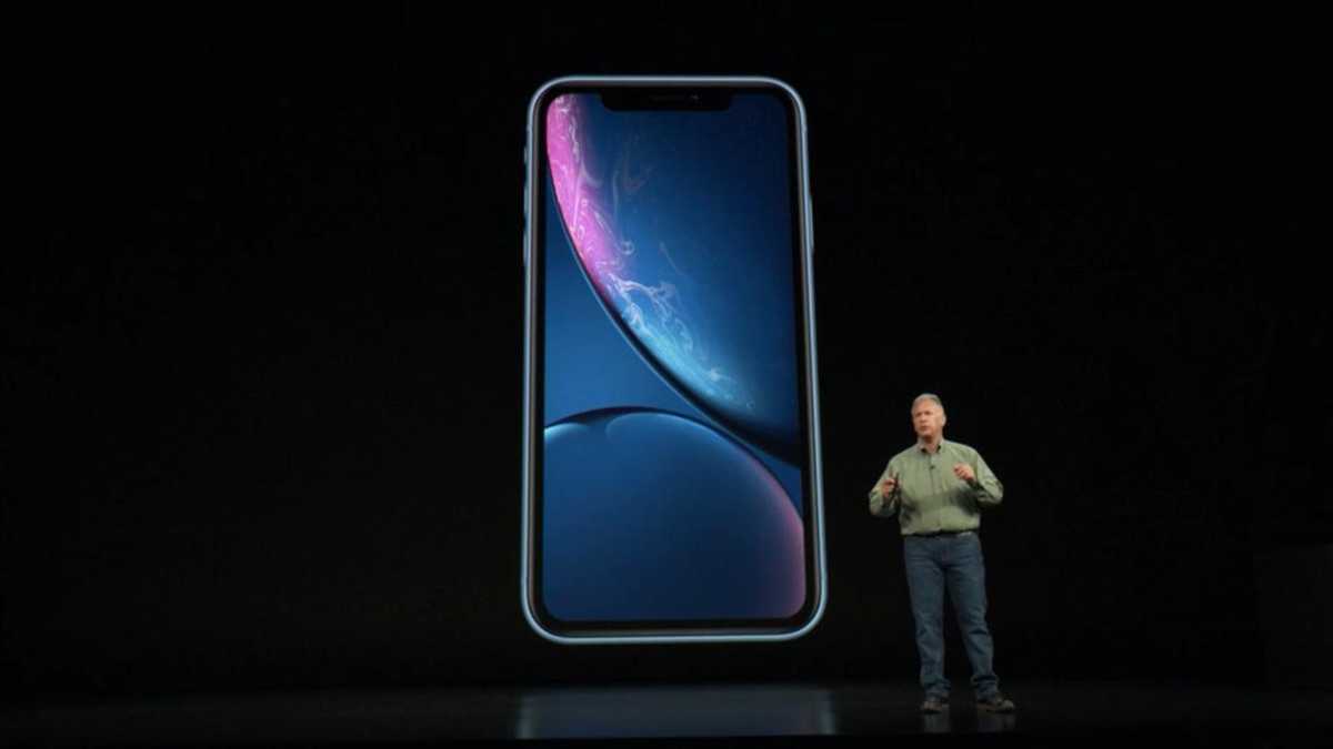 Apple Introduces the iPhone XR