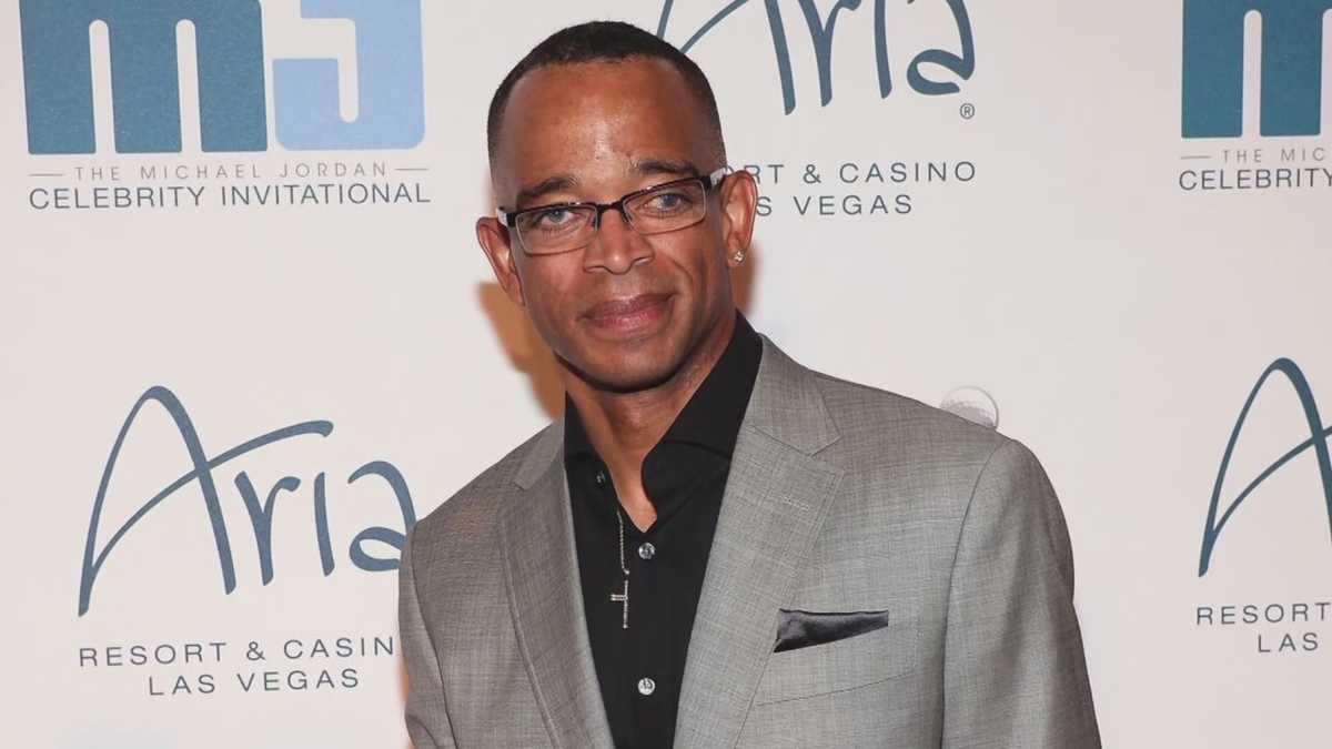 Stuart Scott dies at age 49