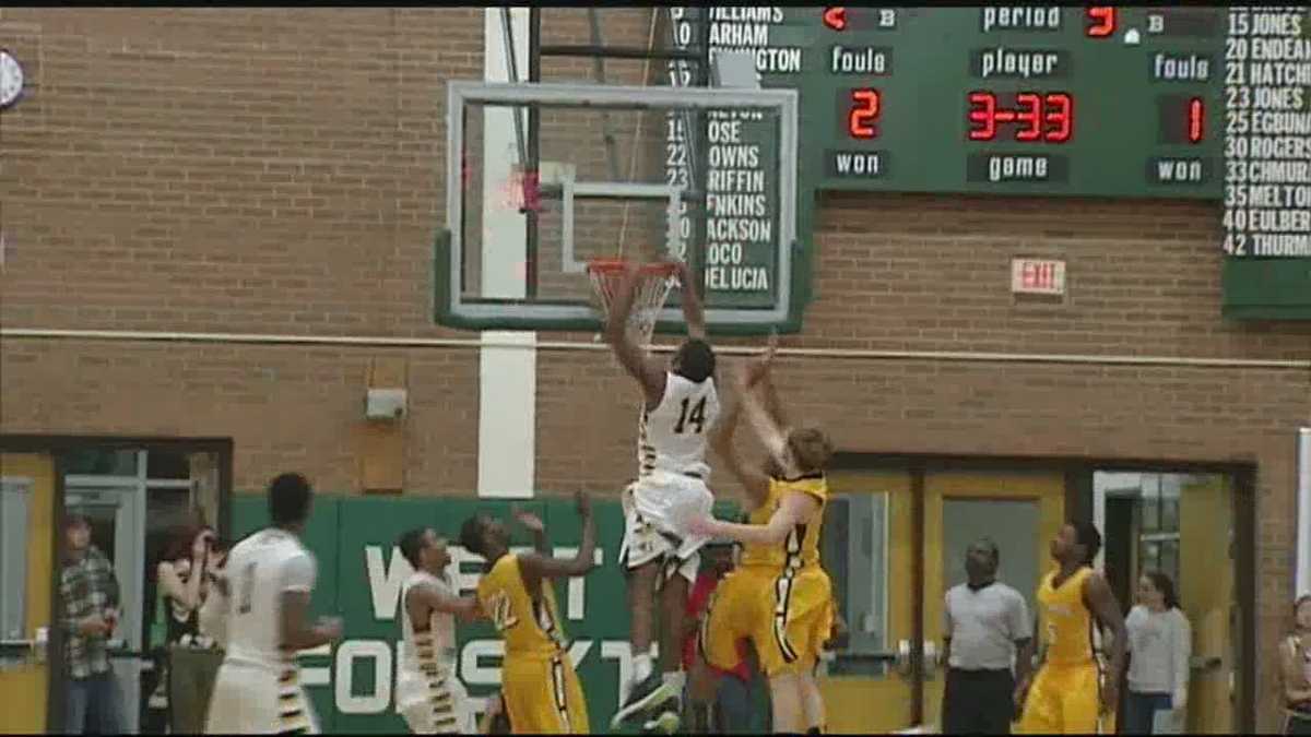 HS Hoops: Spartans at Titans