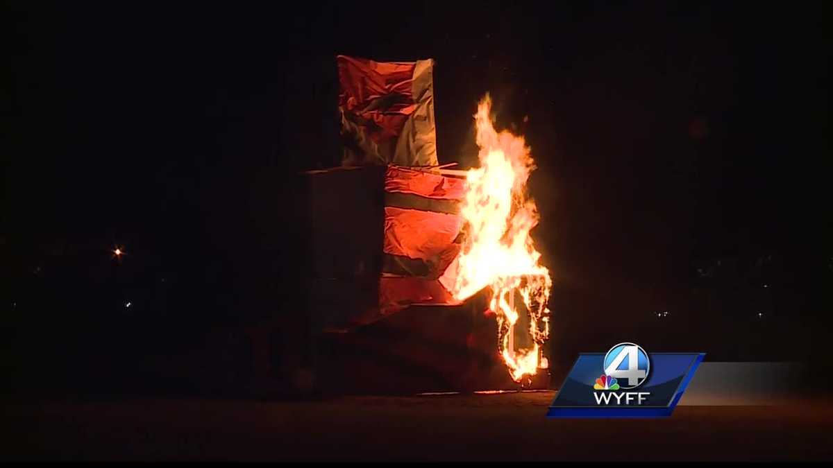 USC kicks off rivalry week with Tiger burn