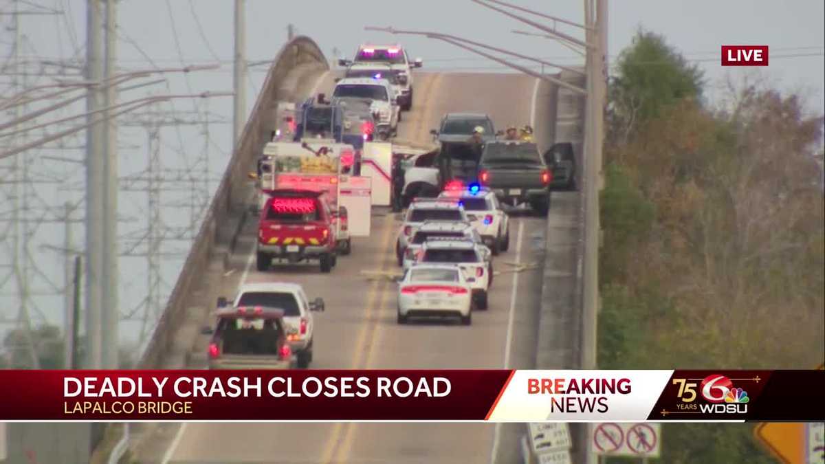 Fatal crash closes road on Lapalco Bridge
