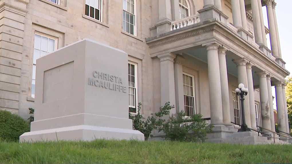 Christa McAuliffe statue to be unveiled at statehouse