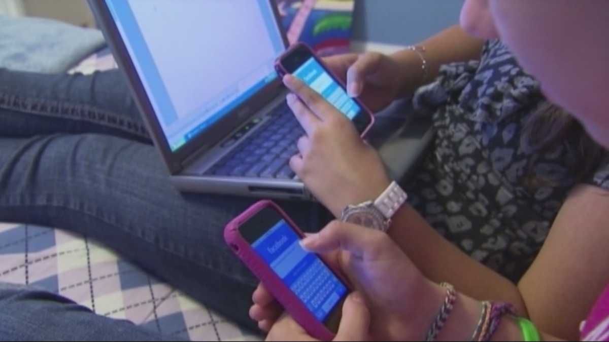 3 ways to limit kids' tablet, phone, tv screen time