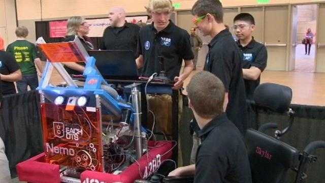 Md. teen robotics team takes on others in competition