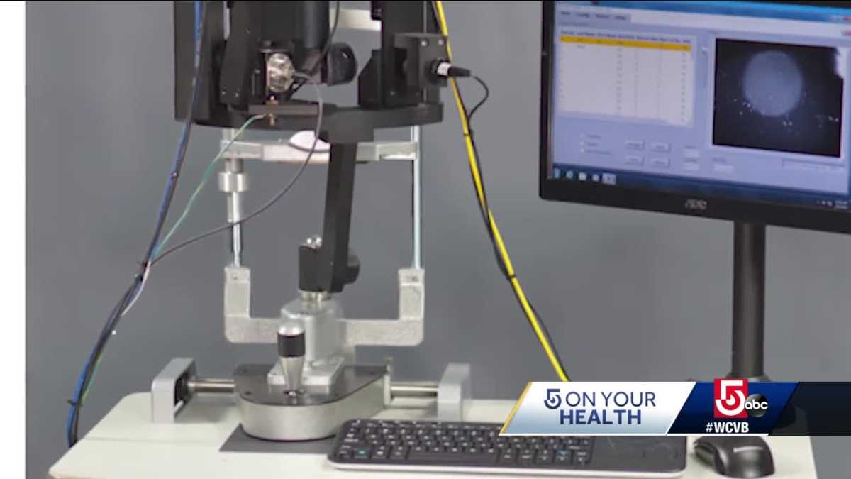 Boston researchers show off eye scanner that measures molecular aging