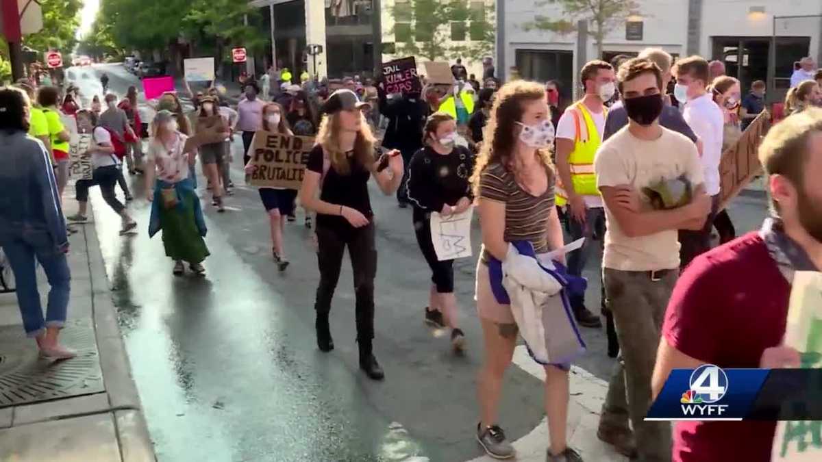 Asheville ends another night of peaceful protests Friday in downtown