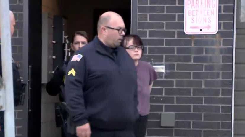 'Slender Man' stabber Morgan Geyser faces extradition hearing