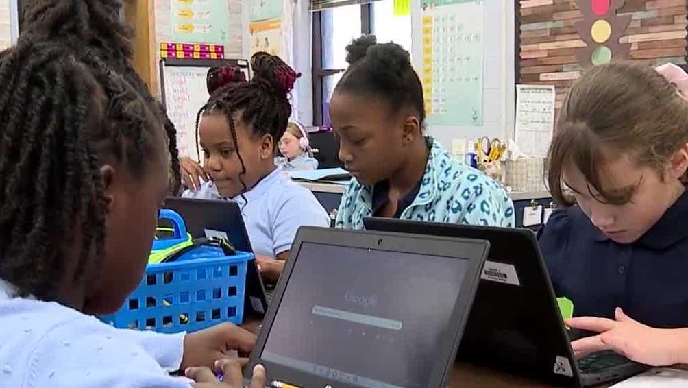 Savannah schools boost attendance, graduation rates and SAT scores