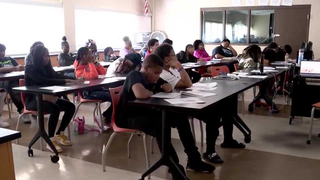 New Iowa social studies standards get final approval from state board