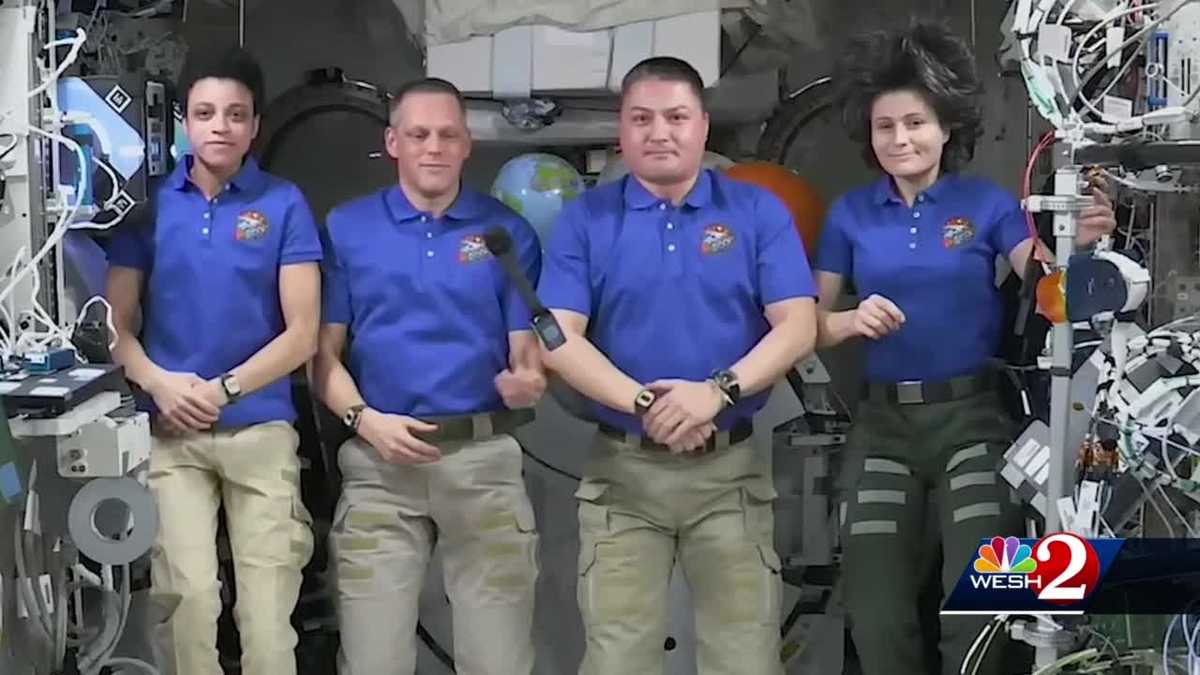 Watch Live: SpaceX, NASA Crew-4 splashdown