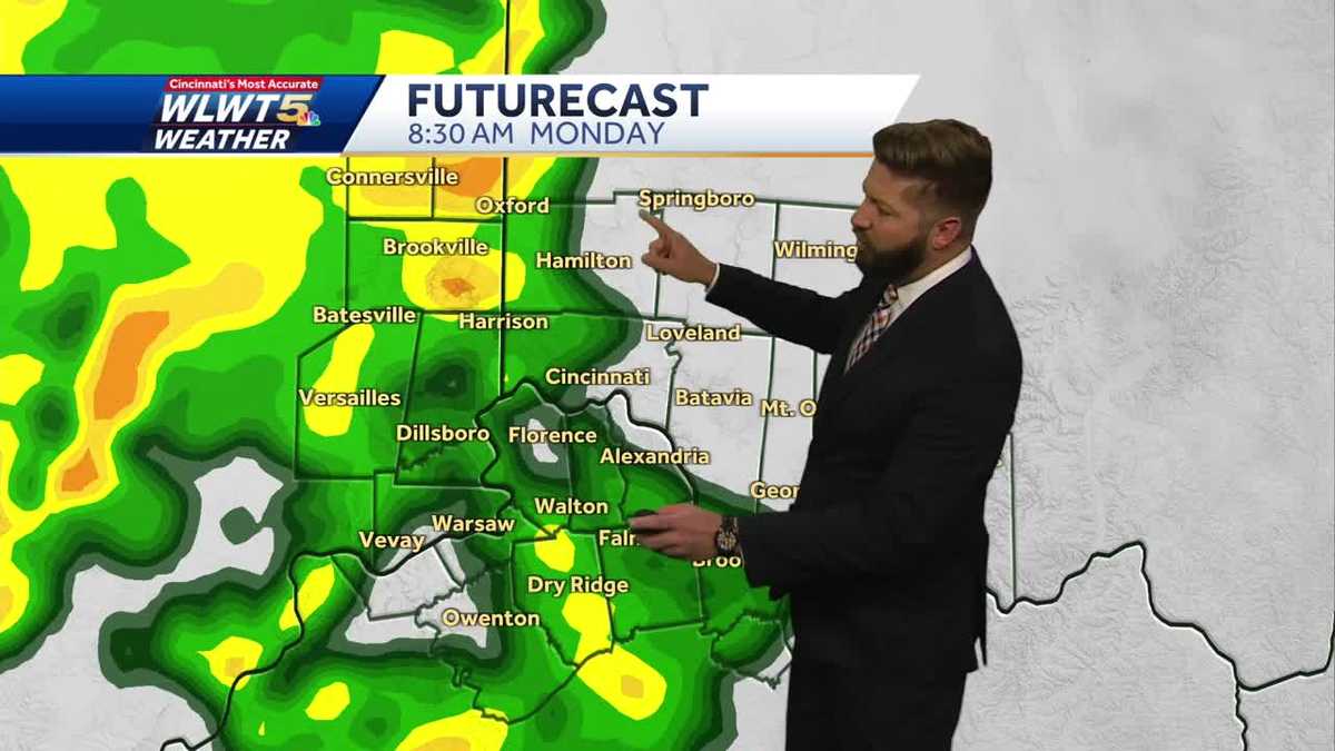 Showers expected to impact your Monday morning commute