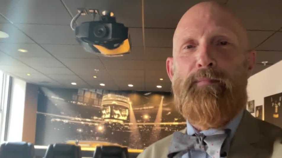 Wake Up Call: David Brown celebrates Harvey Leonard