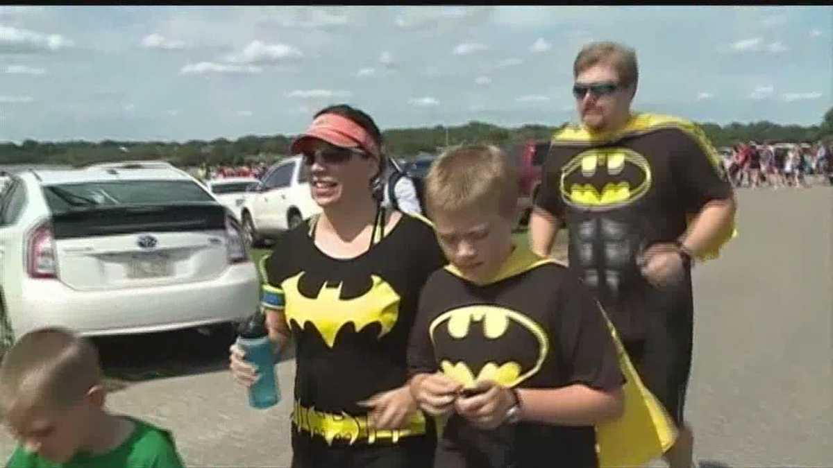 Nearly 1,000 participate in Superhero Heart Run