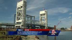 Bridge lift span being installed