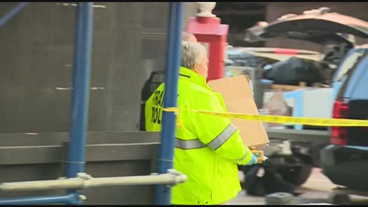 Man in custody after bomb scare