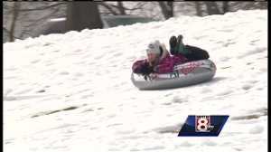 Kids make most of spring snow day