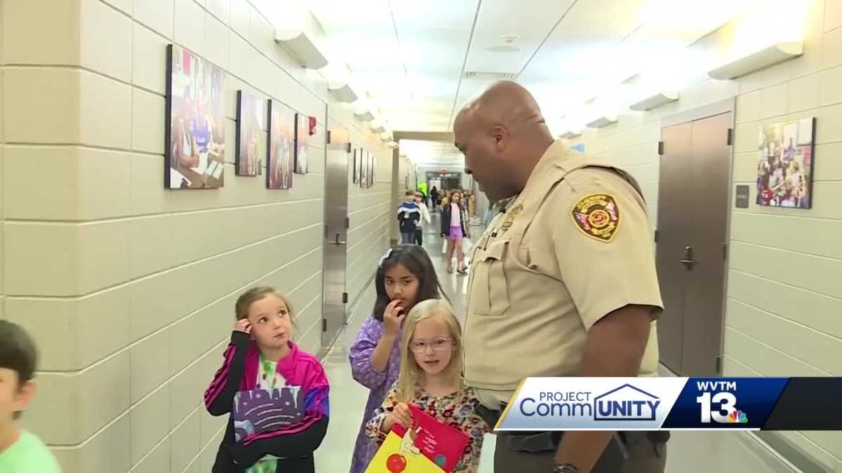 Alabama deputy makes positive impact on students