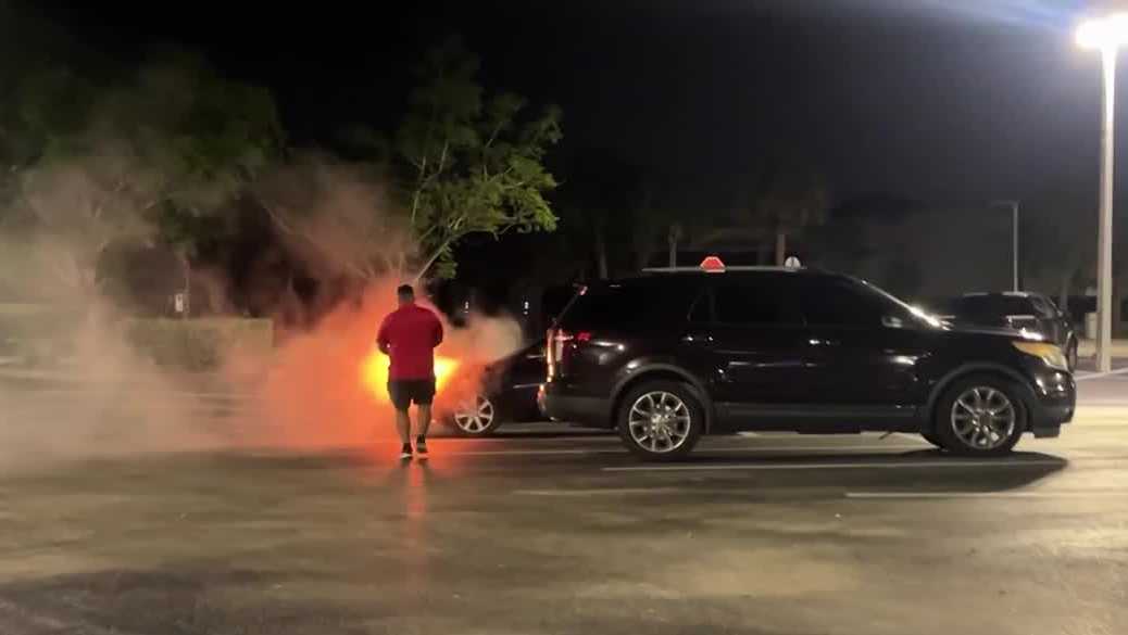 Car catches fire in plaza parking lot on ﻿﻿Alico Mission Way in Lee County