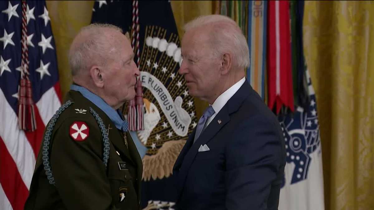 Retired Georgia colonel awarded Medal of Honor for acts of bravery ...