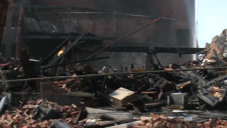 Crews stay on scene overnight after massive fire in Smoketown