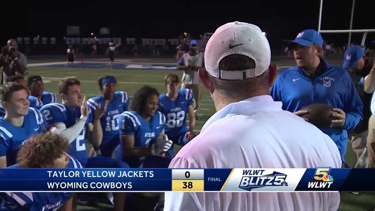 Wyoming Cowboys 38, Taylor Yellow Jackets 0