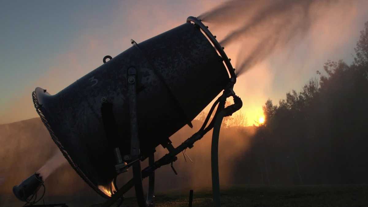 Video: Sunday River fires up snow guns for first time
