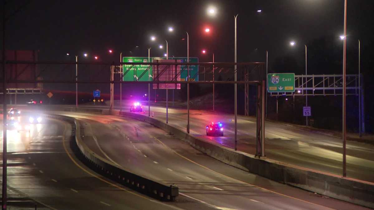 Cruiser rear-ended in crash on Interstate 480 late Wednesday