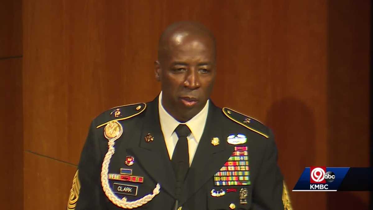 Army veteran opens up about Afghanistan during Kansas City Veterans Day ...