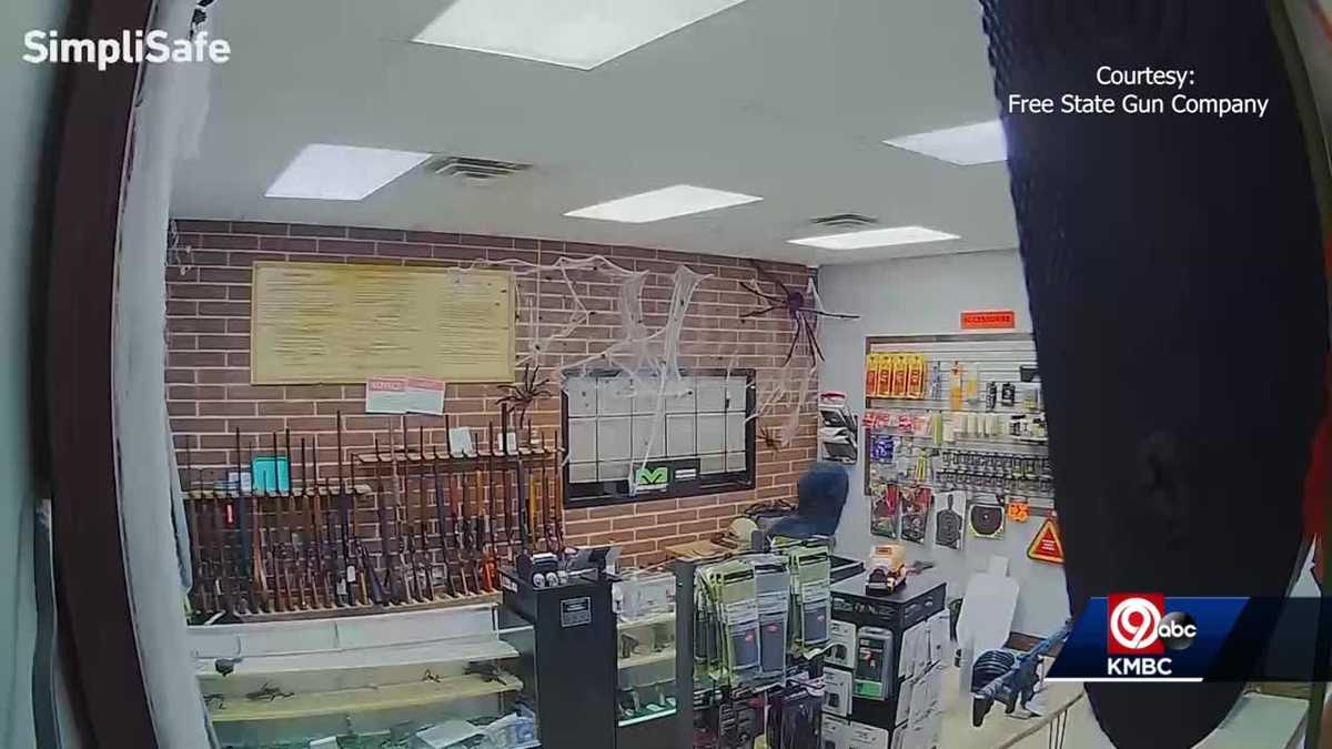 3 in custody in connection with break-ins at Kansas City metro gun stores