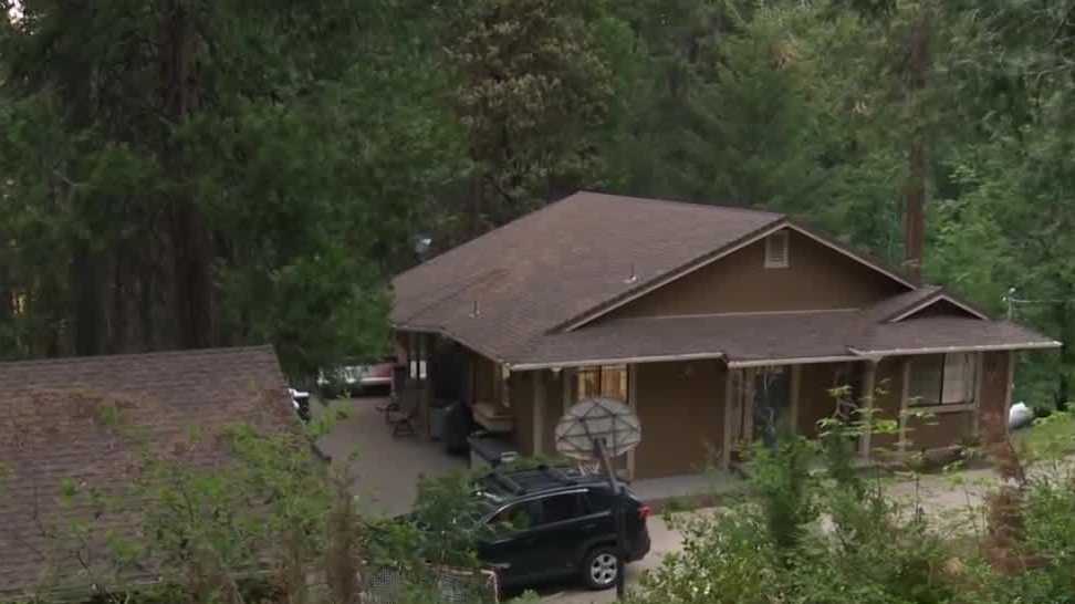 Removing stuff around your home that could fuel wildfire: Importance of ...