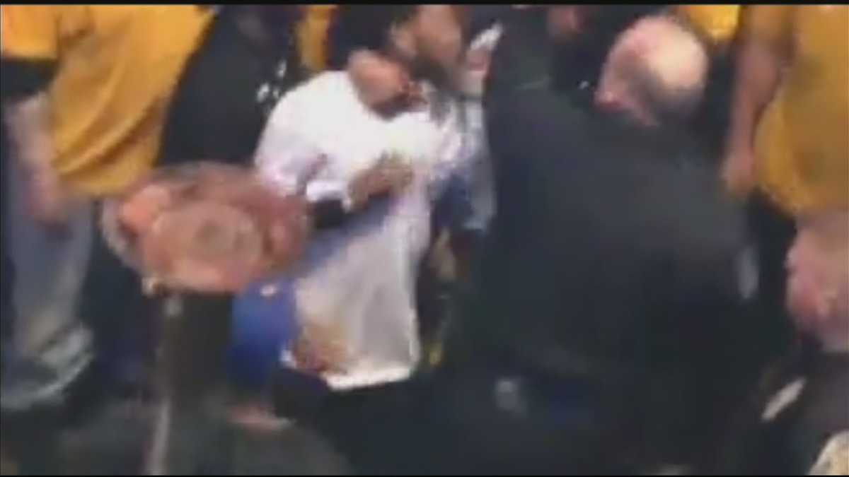 Police officer accused of hitting man in bar fight