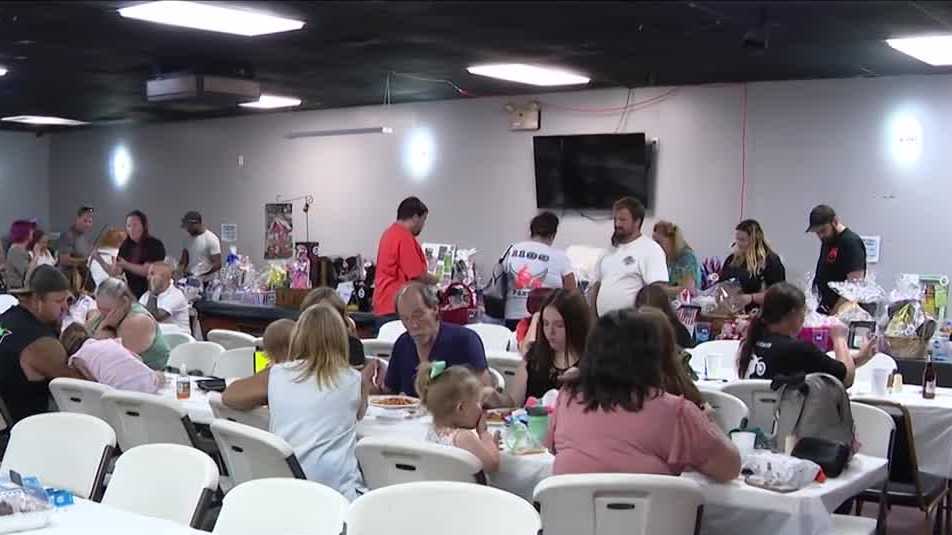 Benefit raffle and dinner held for three men killed in crash