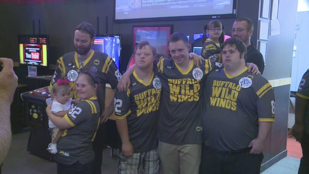 Buffalo Wild Wings, Angels in Disguise team up for special event