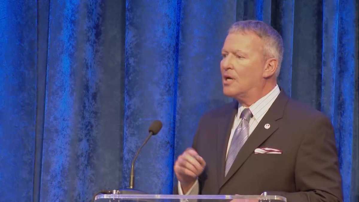 Mayor Buddy Dyer says Orlando needs an identity