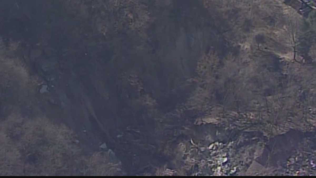 Crews work to clear Mt. Washington landslide