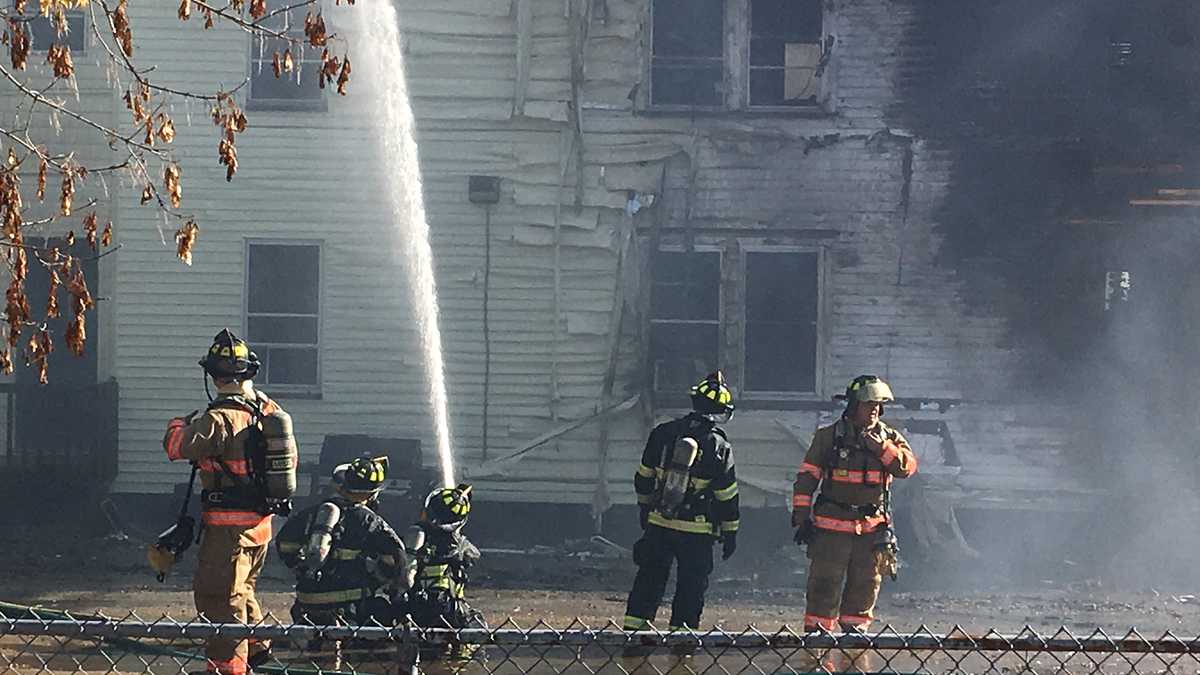 Neighbors describe scary fire scene in Sanford