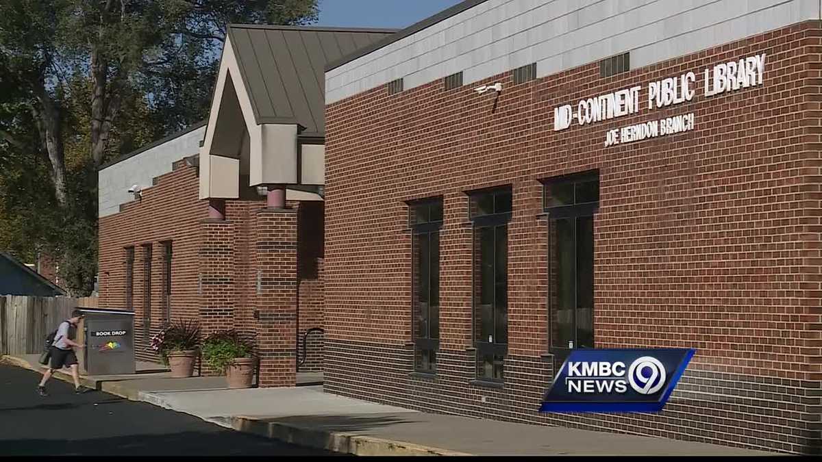 77-year-old woman carjacked outside Raytown public library