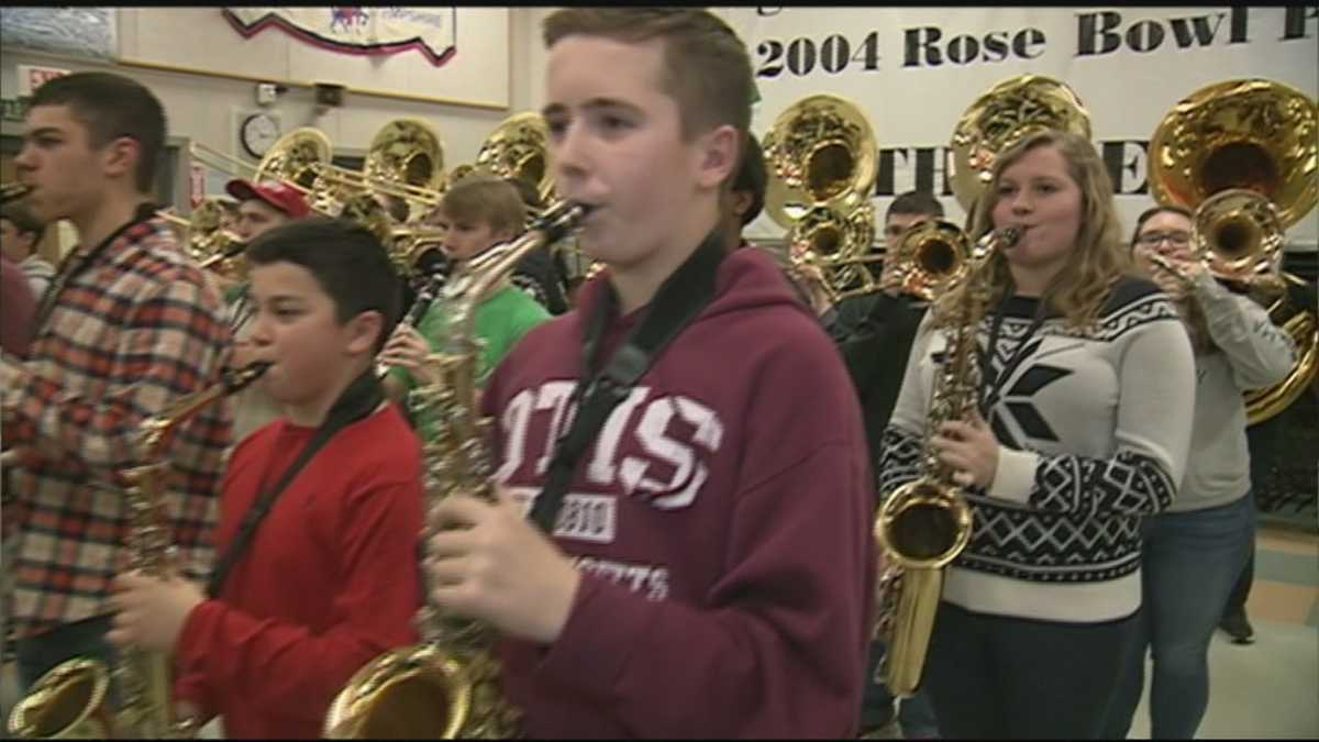 Londonderry Lancers band heads to another Bowl Parade
