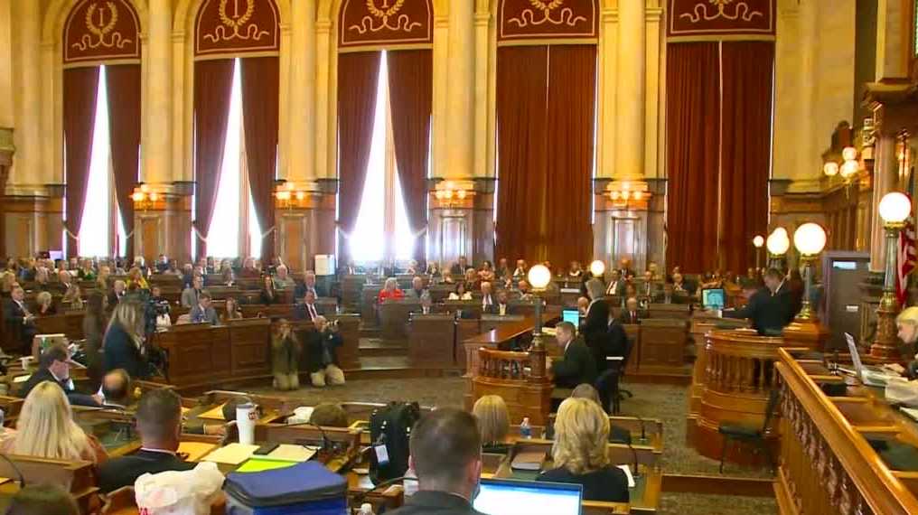 'School choice' bill advances; Iowa House and Senate expected to vote ...