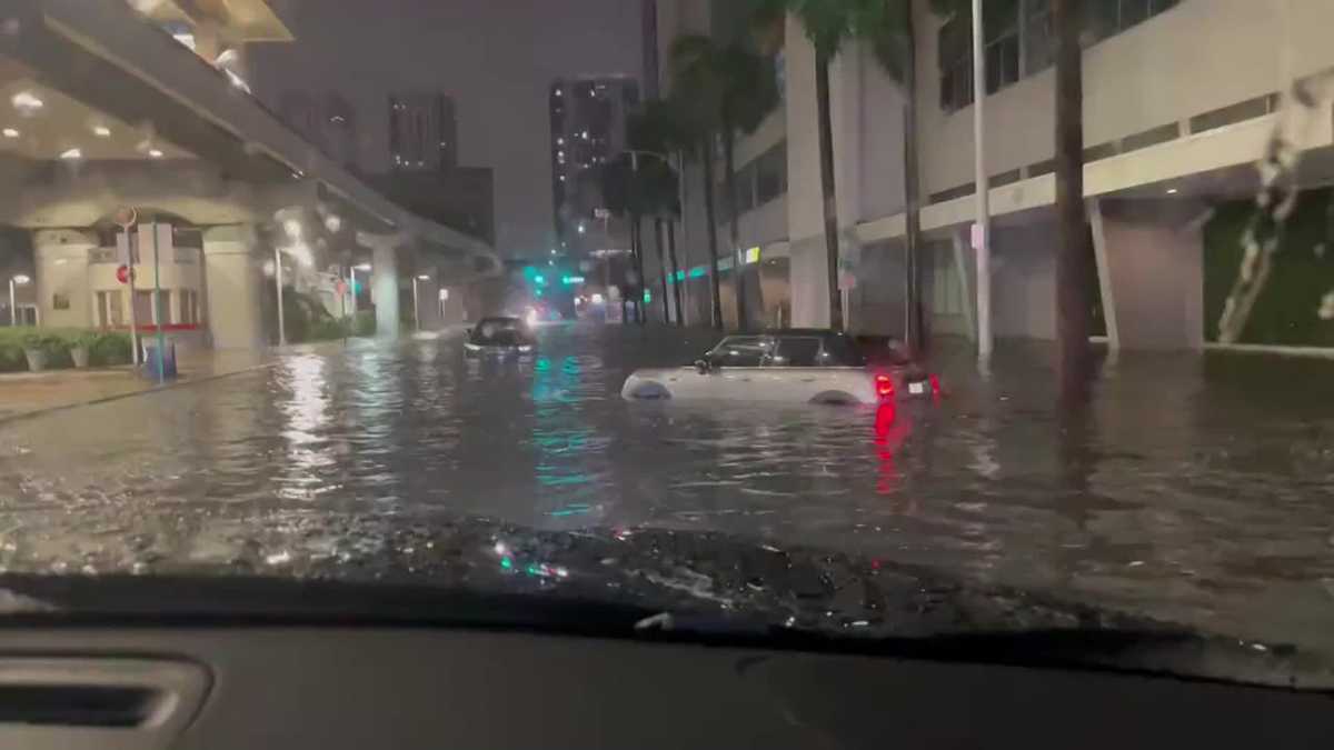 Videos show major flooding in South Florida