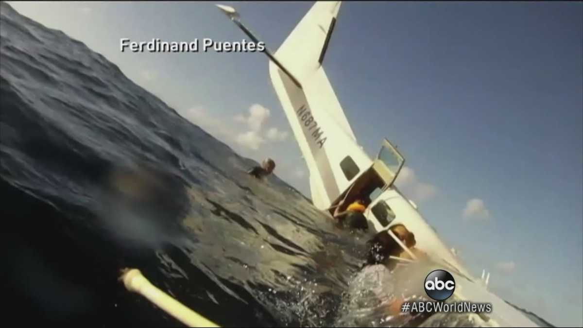 Caught on tape: Plane crashes into ocean
