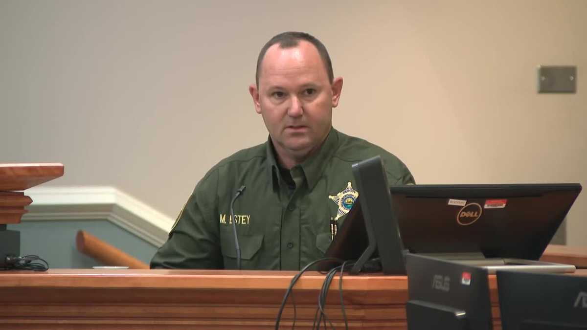 Dale Holloway trial video: Sheriff's deputy takes stand