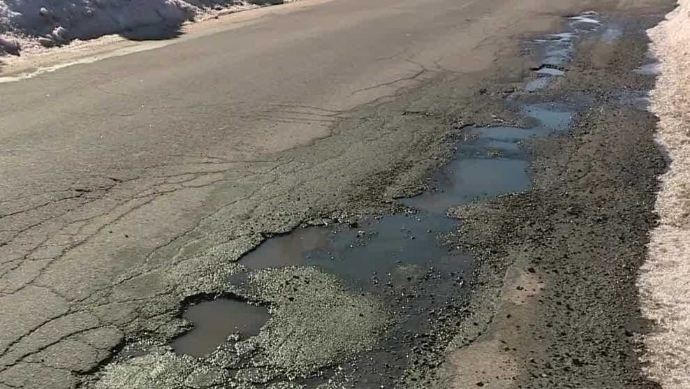 Maine’s poor road conditions cost drivers $1,400 per year, study says