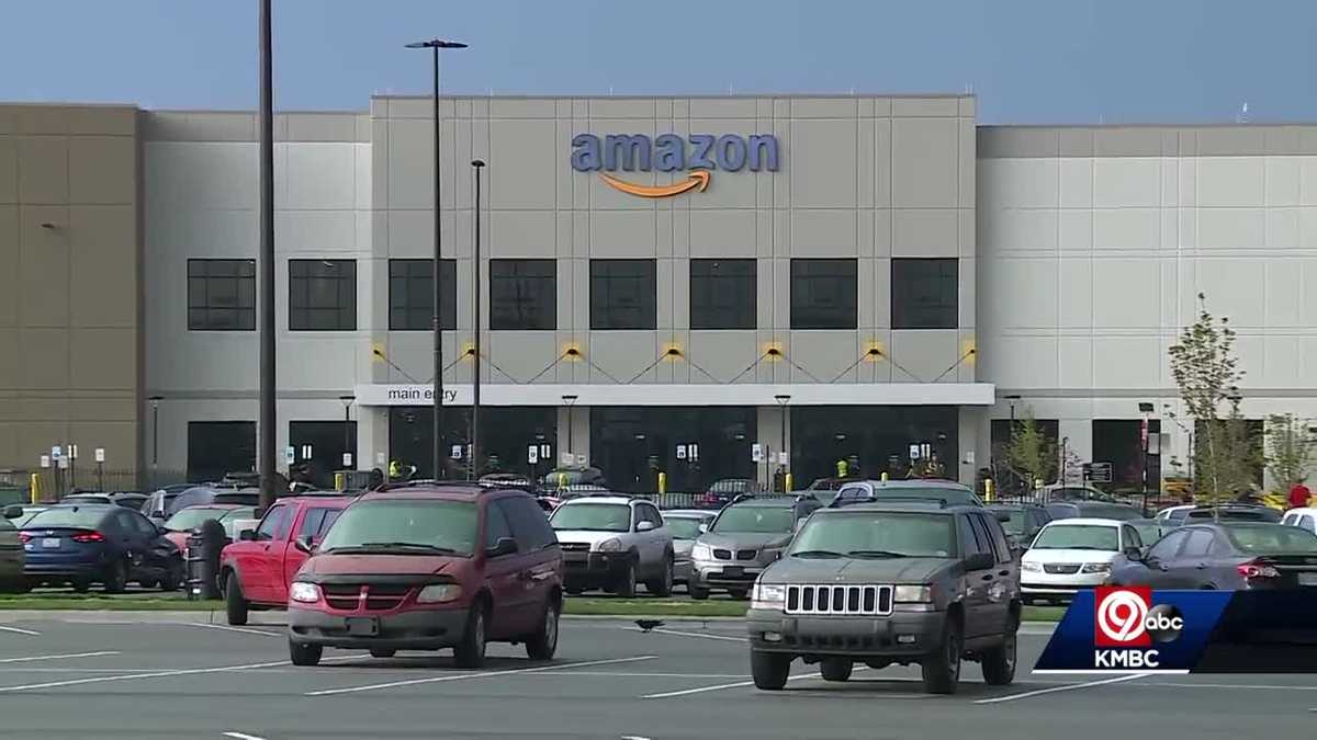 Grand opening celebrates Amazon's KCK fulfillment center