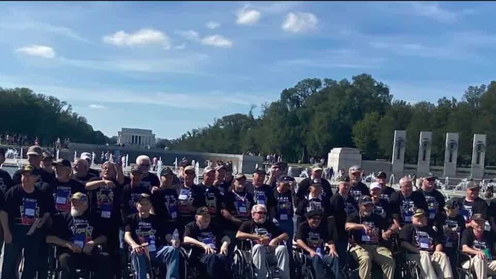 Pittsburgh-area veterans take trip to Washington, D.C.