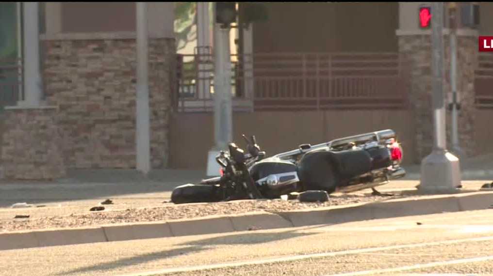 Deadly motorcycle crash closes roads in near ABQ Uptown